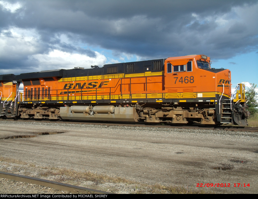 BNSF 7468